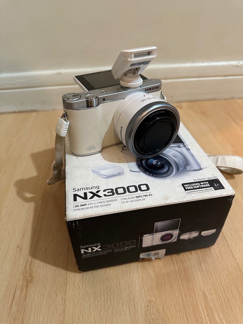 Samsung NX3000 mirrorless camera, Photography, Cameras on Carousell
