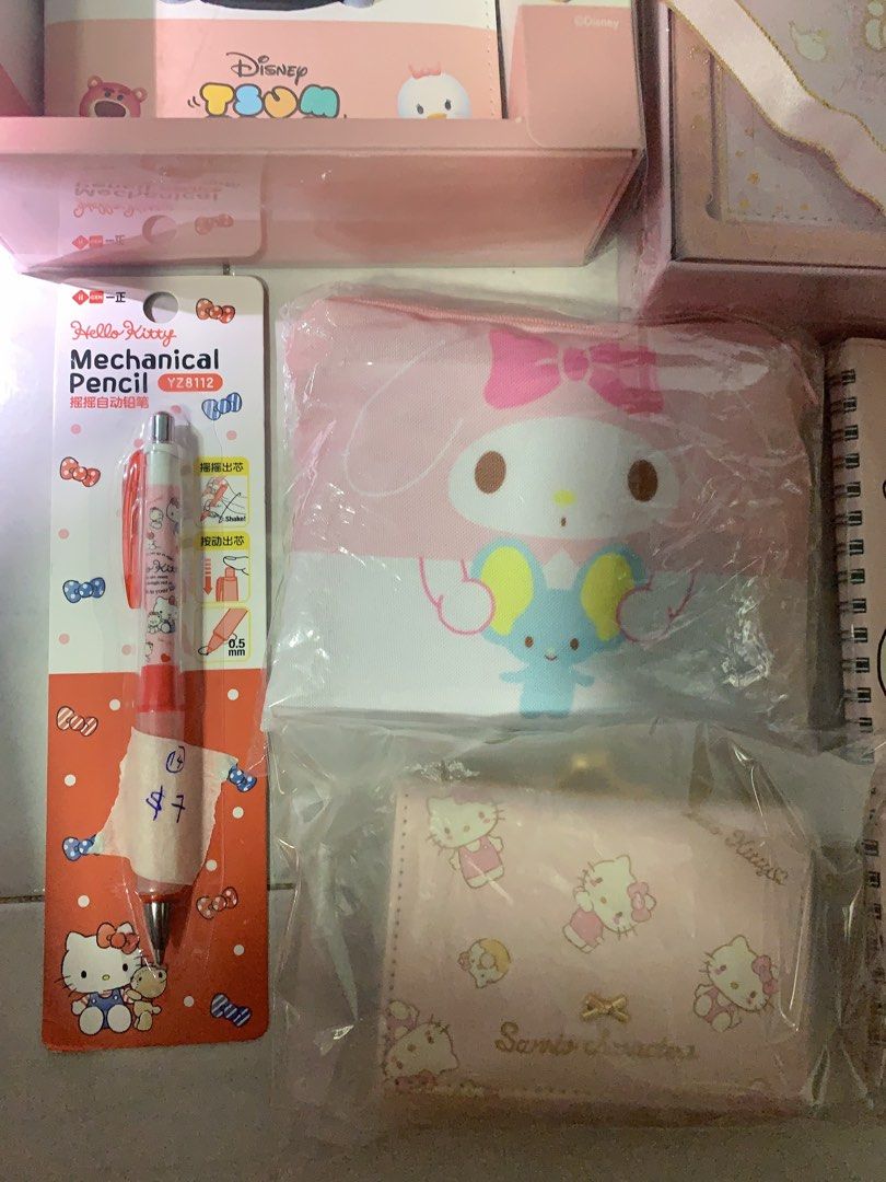 Sanrio character notebook gift set hello kitty melody Minnie, Hobbies ...