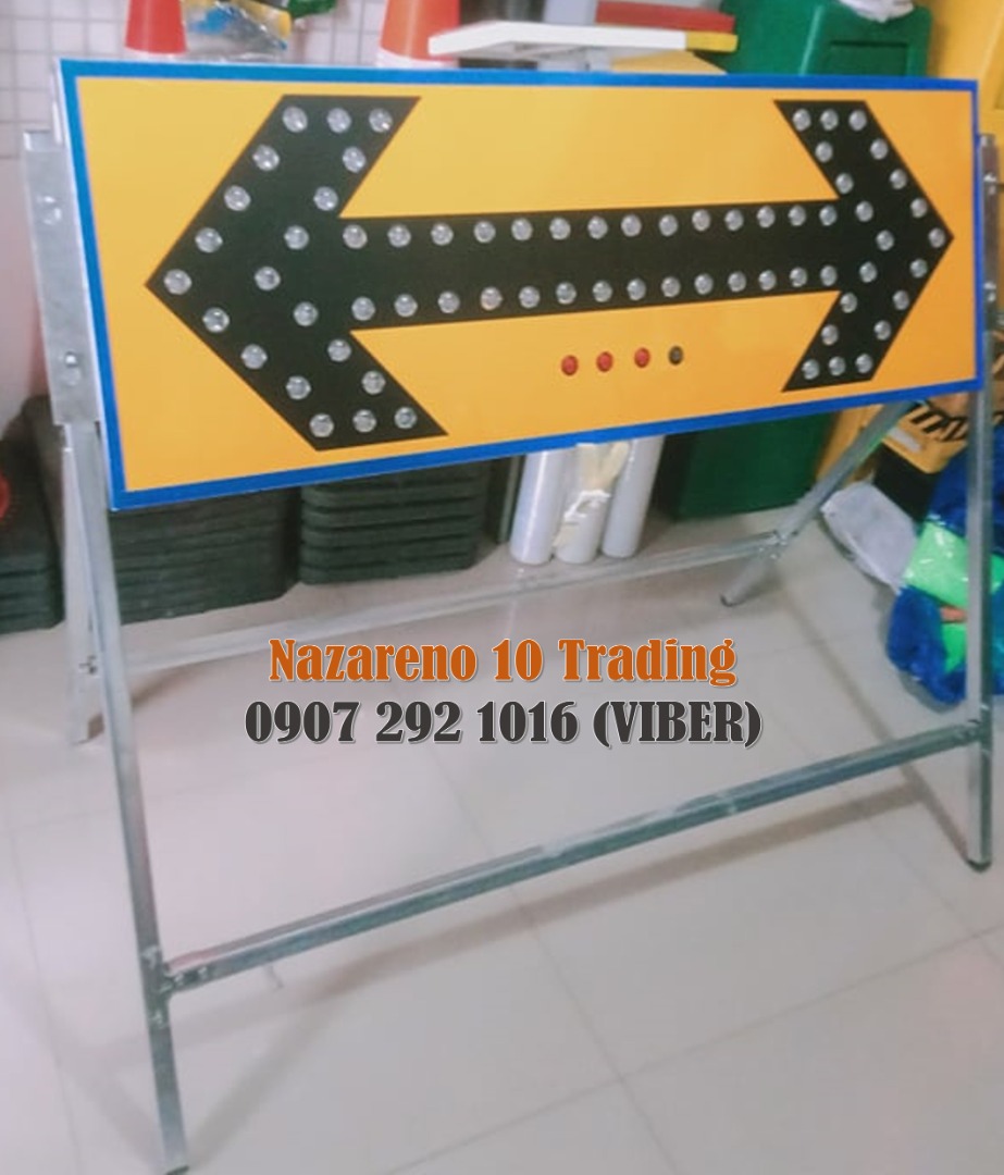 Solar light arrow board 50, Commercial & Industrial, Construction ...