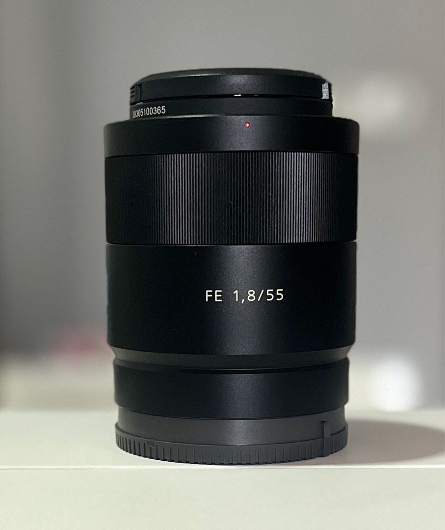 Sony 55mm F1.8 (Zeiss ), Photography, Lens & Kits on Carousell