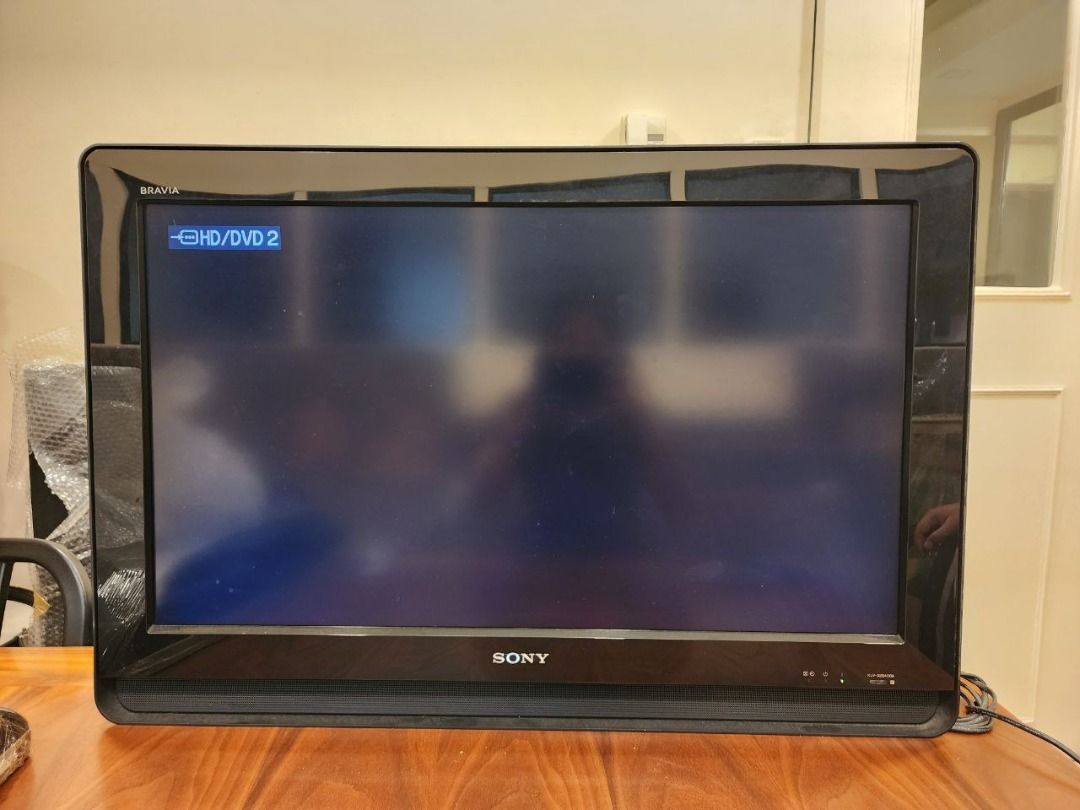 Sony Bravia 32" LCD TV, TV & Home Appliances, TV & Entertainment, TV on ...
