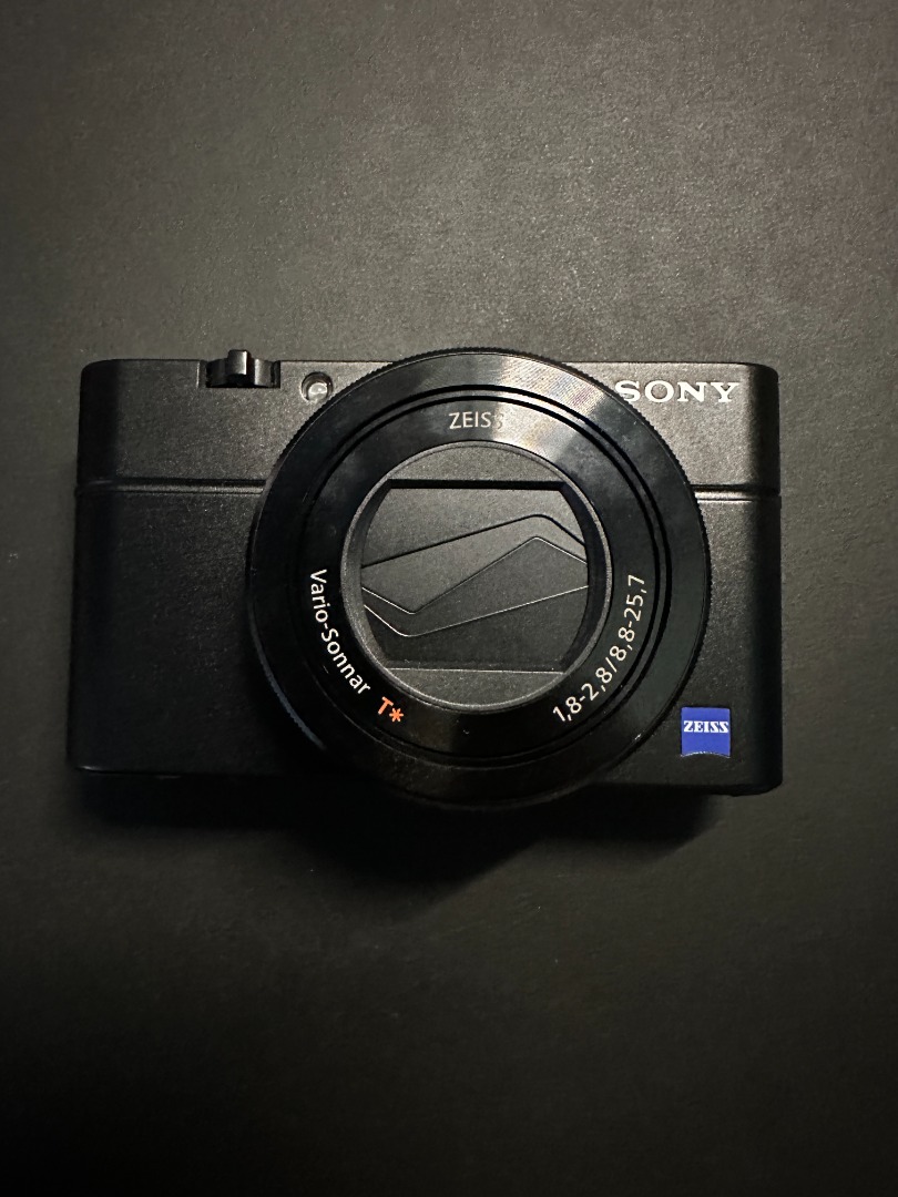 Sony RX100 iii, Photography, Cameras on Carousell