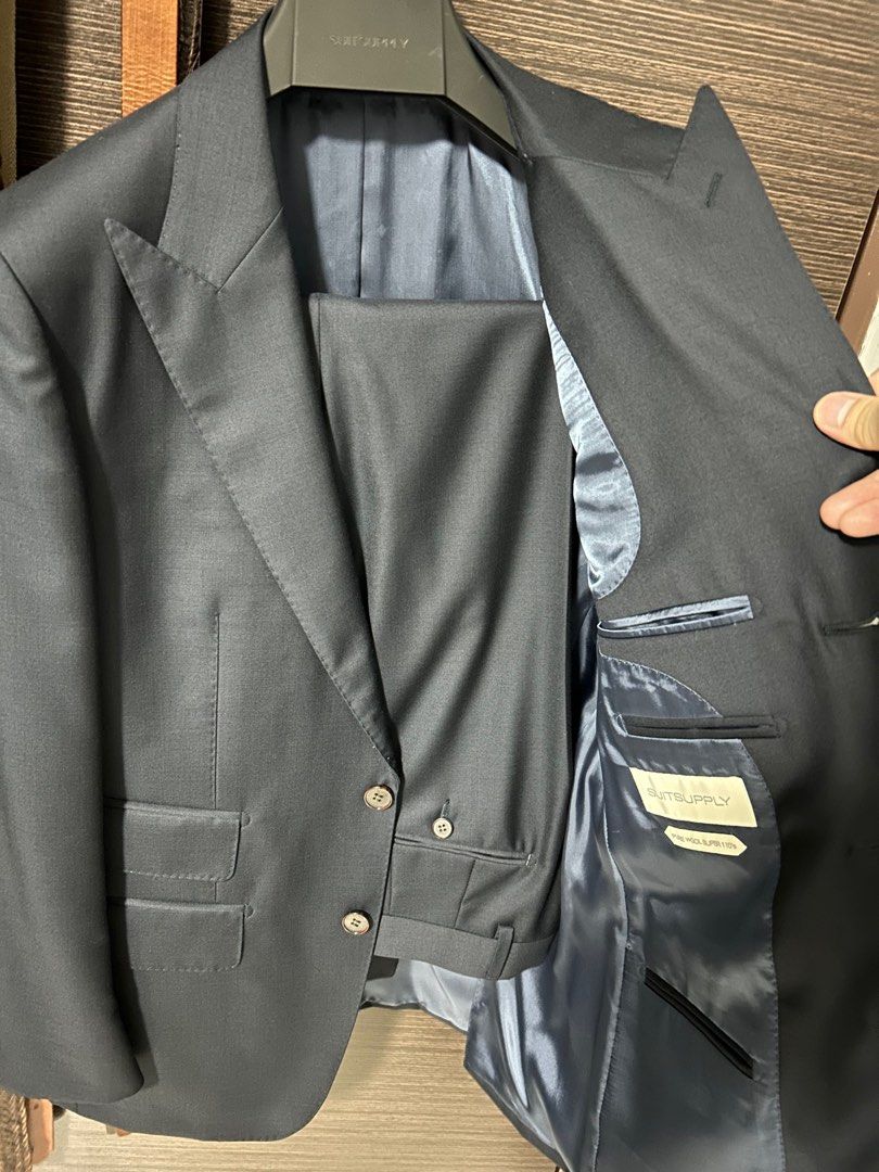 Suitsupply navy suit Washington fit, Men's Fashion, Coats, Jackets and ...