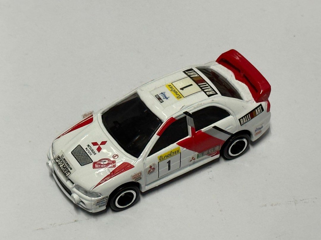 Takara Tomy Tomica No 104 Mitsubishi Lancer Evolution IV, 興趣及遊戲, 玩具 ...