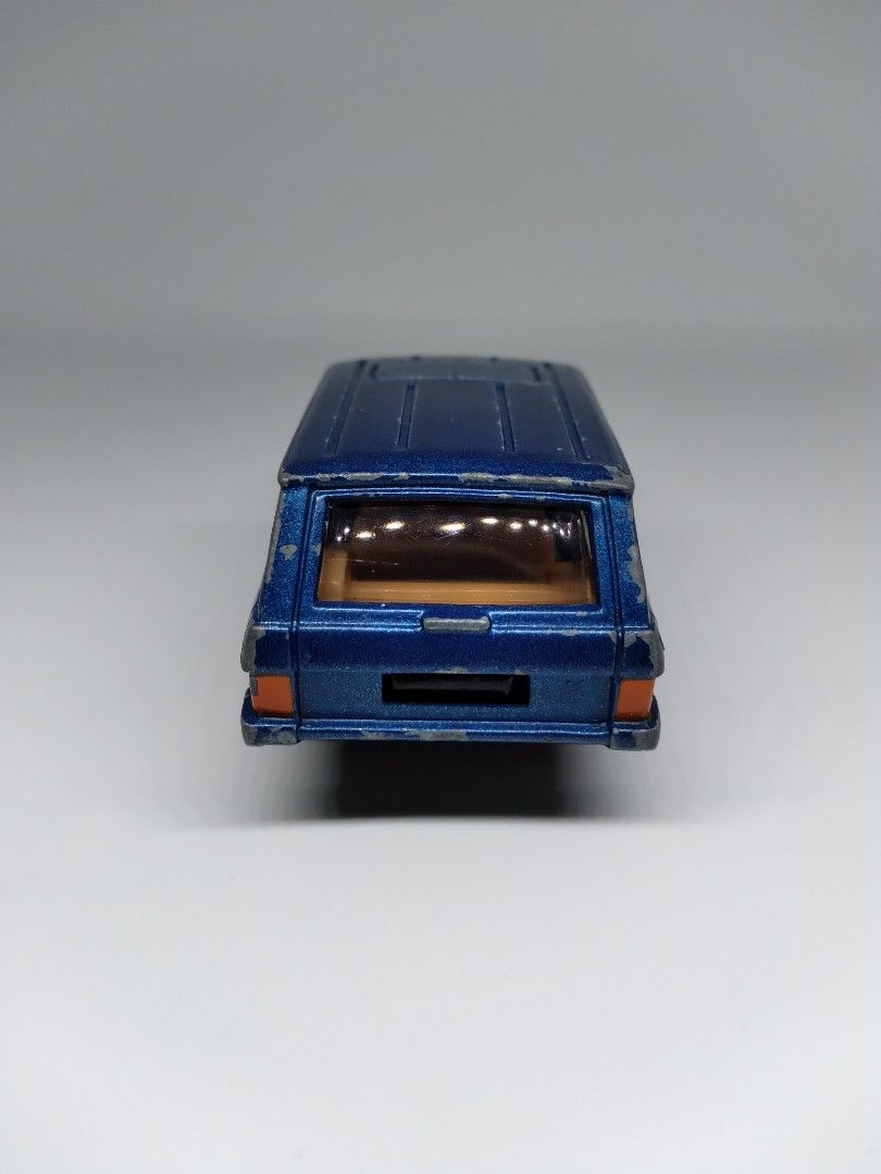 TOMICA - range rover, Hobbies & Toys, Toys & Games on Carousell