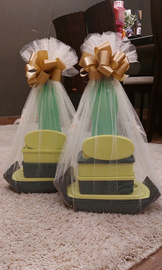 Tupperware set hijau, Hobbies & Toys, Collectibles & Memorabilia, Fan ...