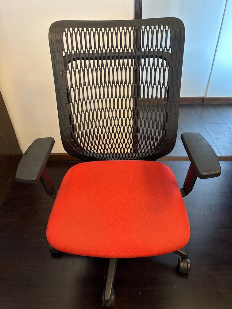 Uchida AJ Executive Office Chair, Furniture & Home Living, Furniture ...