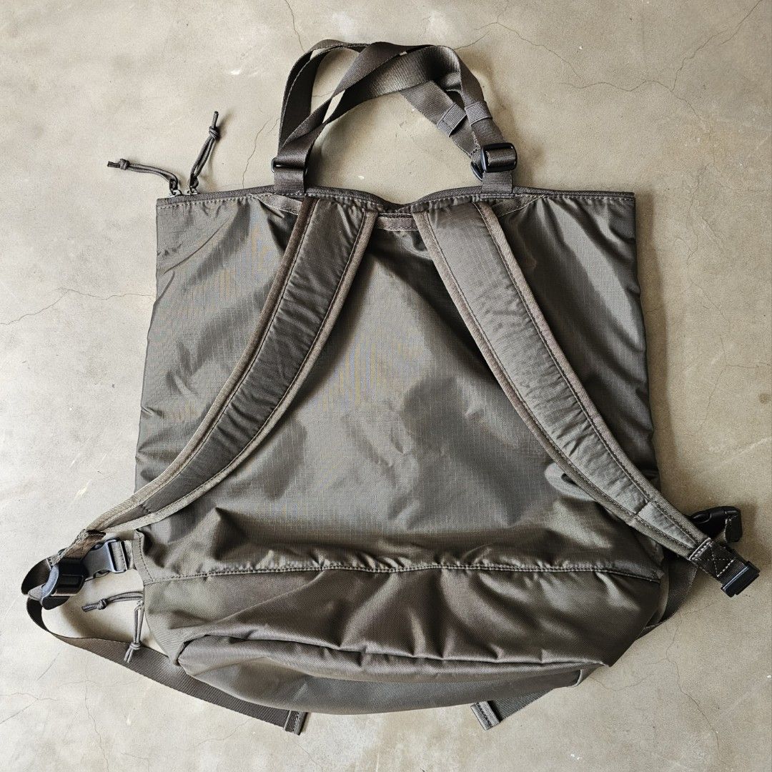 Uniqlo Utility 2WAY Bag in Olive colour, Men's Fashion, Bags, Backpacks ...