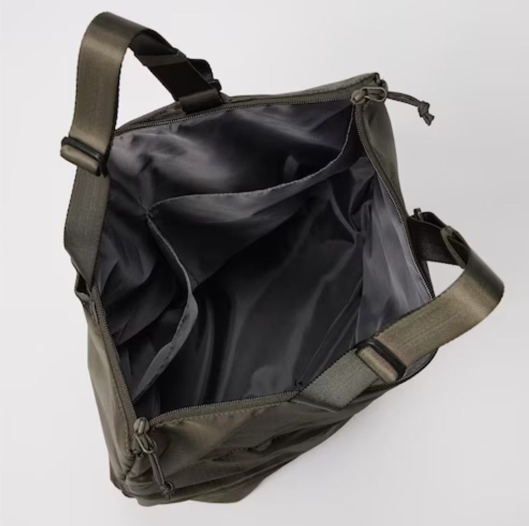Uniqlo Utility 2WAY Bag in Olive colour, Men's Fashion, Bags, Backpacks ...