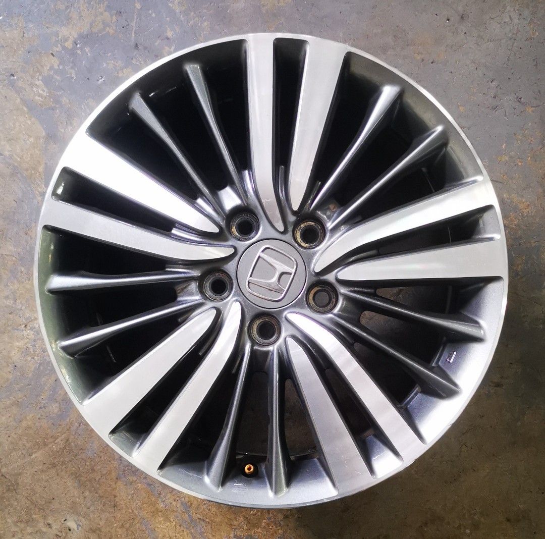 Used 17" Original Honda Rims, Car Accessories, Tyres & Rims on Carousell