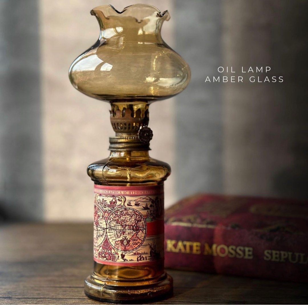 Vintage World Map Kerosene Lamp, Hobbies & Toys, Memorabilia ...