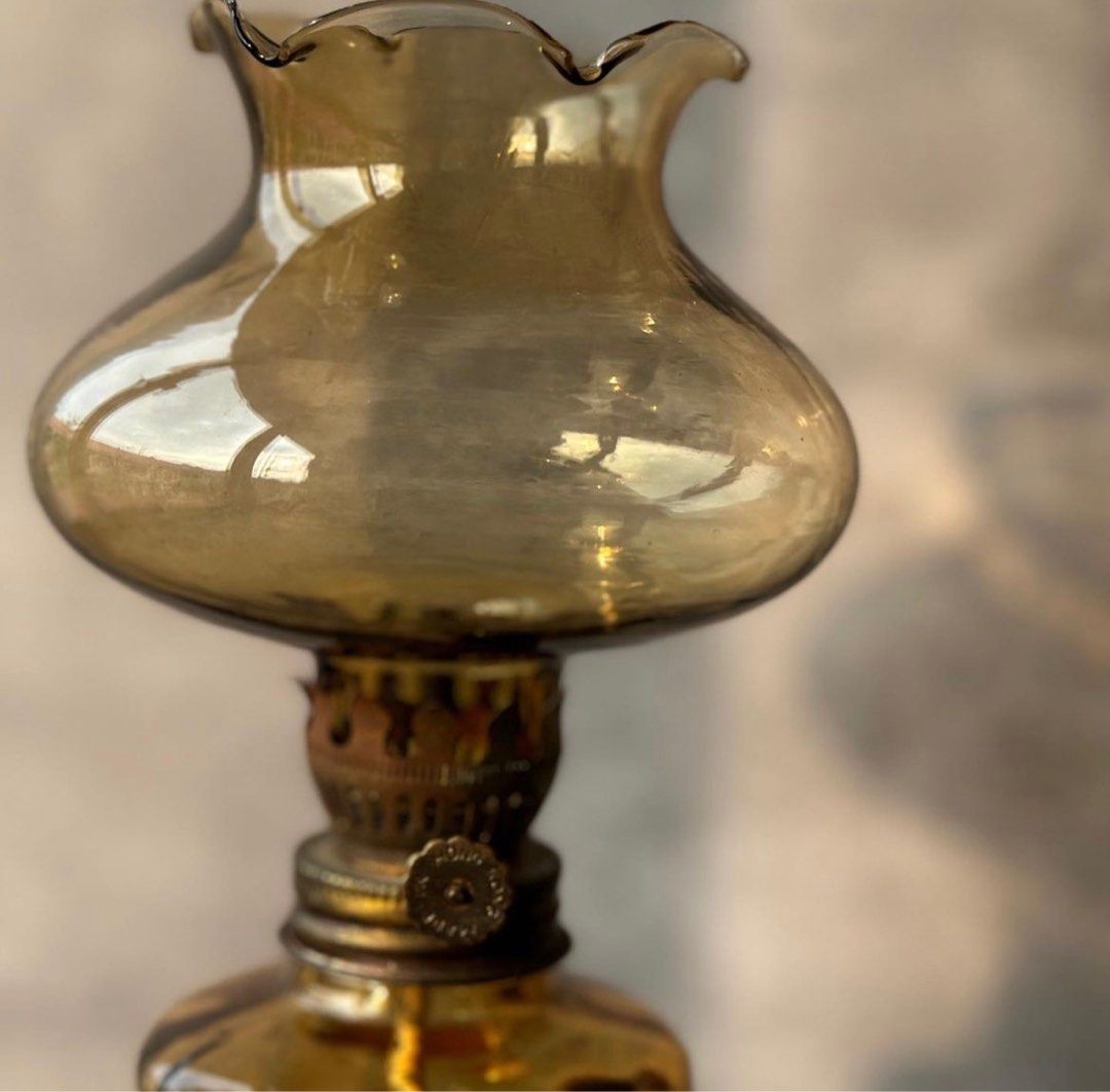 Vintage World Map Kerosene Lamp, Hobbies & Toys, Memorabilia ...