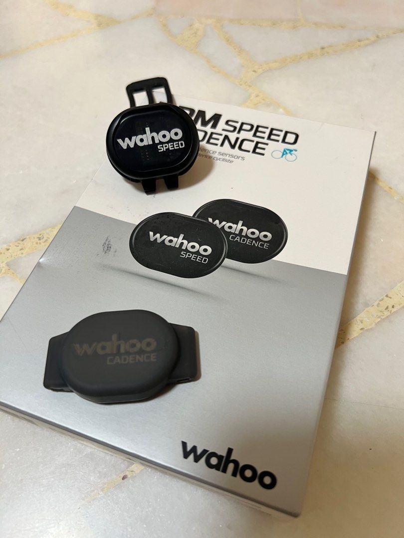 Wahoo Elemnt Bolt V2 bike computer. Speed and Cadence sensors, Sports ...