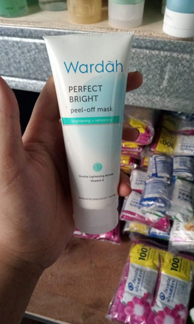 WARDAH Perfect Bright peel off mask / masker wajah, Kesehatan & Kecantikan, Kulit, Sabun & Tubuh ...