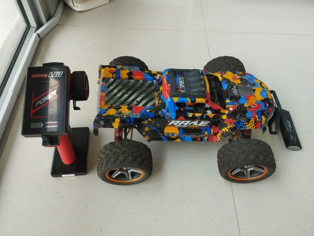 WLtoys 104016 RC 1:10 car brushless engine, Hobbies & Toys, Toys & Games on Carousell