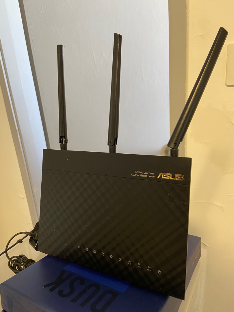 華碩 Asus RT-AC68U AC1900 Gigabit 雙頻電競無線路由器, 電腦＆科技, 電腦周邊及配件, Wifi及上網相關產品 ...