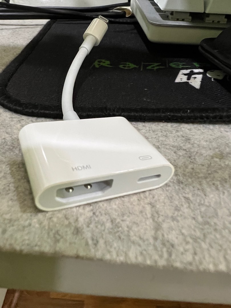 [Almost Brand New] Original Apple Digital AV Adaptor Lightning HDMI USB ...