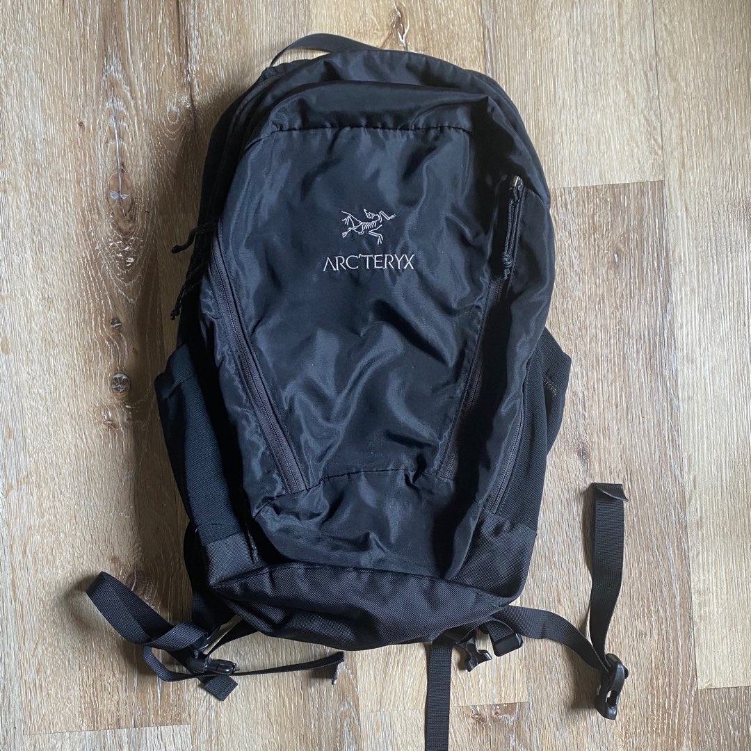 Arcteryx Mantis 26L Backpack, Men's Fashion, Bags, Backpacks on Carousell