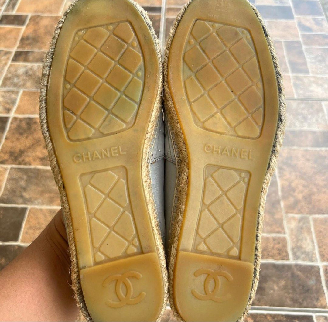 Authentic chanel shoes, Fesyen Wanita, Sepatu di Carousell