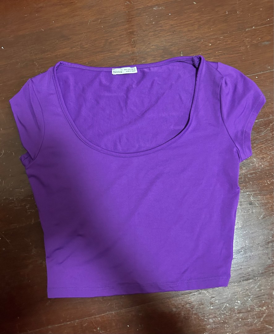 BERSHKA purple basic top tee, Women's Fashion, Tops, Shirts on Carousell