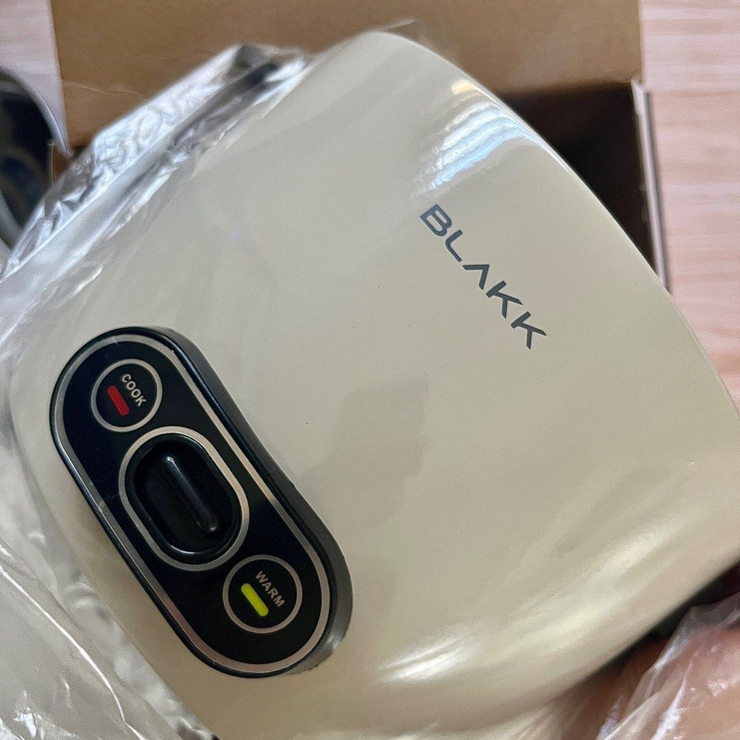 Blakk Rice Cooker - beige color, TV & Home Appliances, Kitchen ...