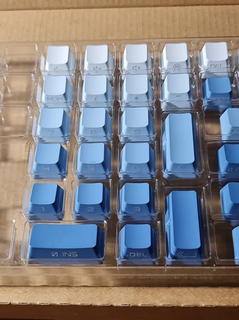 Blue Gradient PBT Keycaps numpads and spare side profile, Computers ...