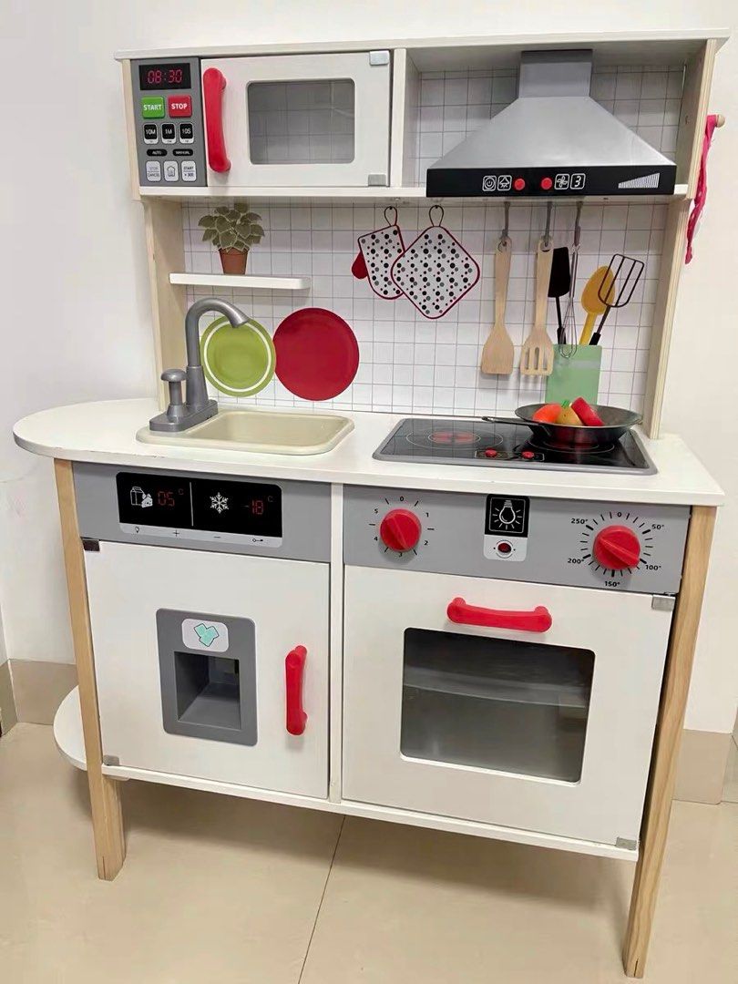 BNIB Montessori Kids Water-Circulating Kitchenette Wooden Kitchen ...