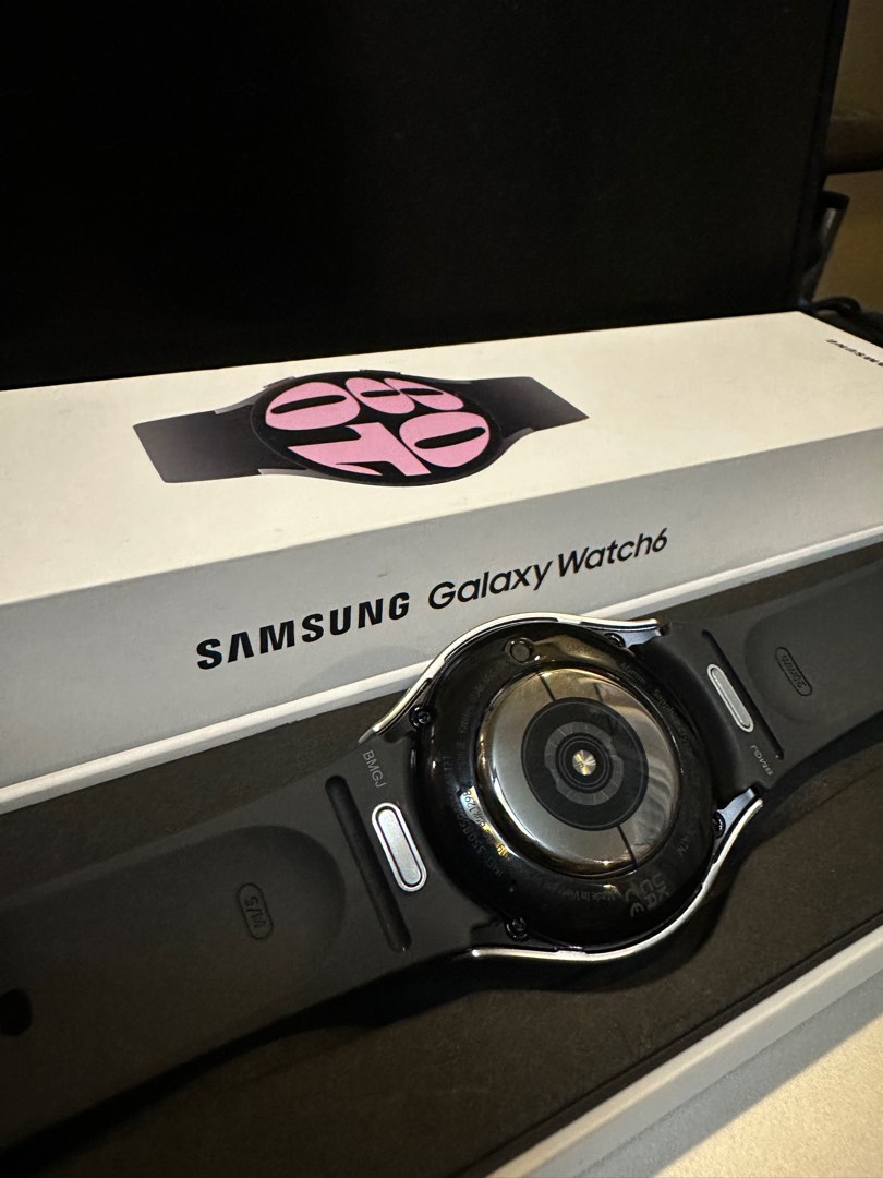 Brand New LTE Enabled Samsung Galaxy Watch 6 40mm, Mobile Phones ...