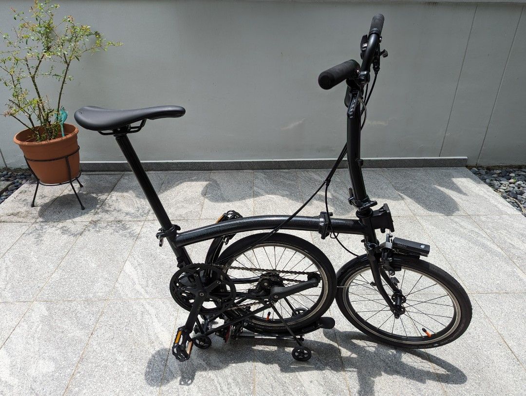 Brompton P Line Black with additions, Sports Equipment, Bicycles ...