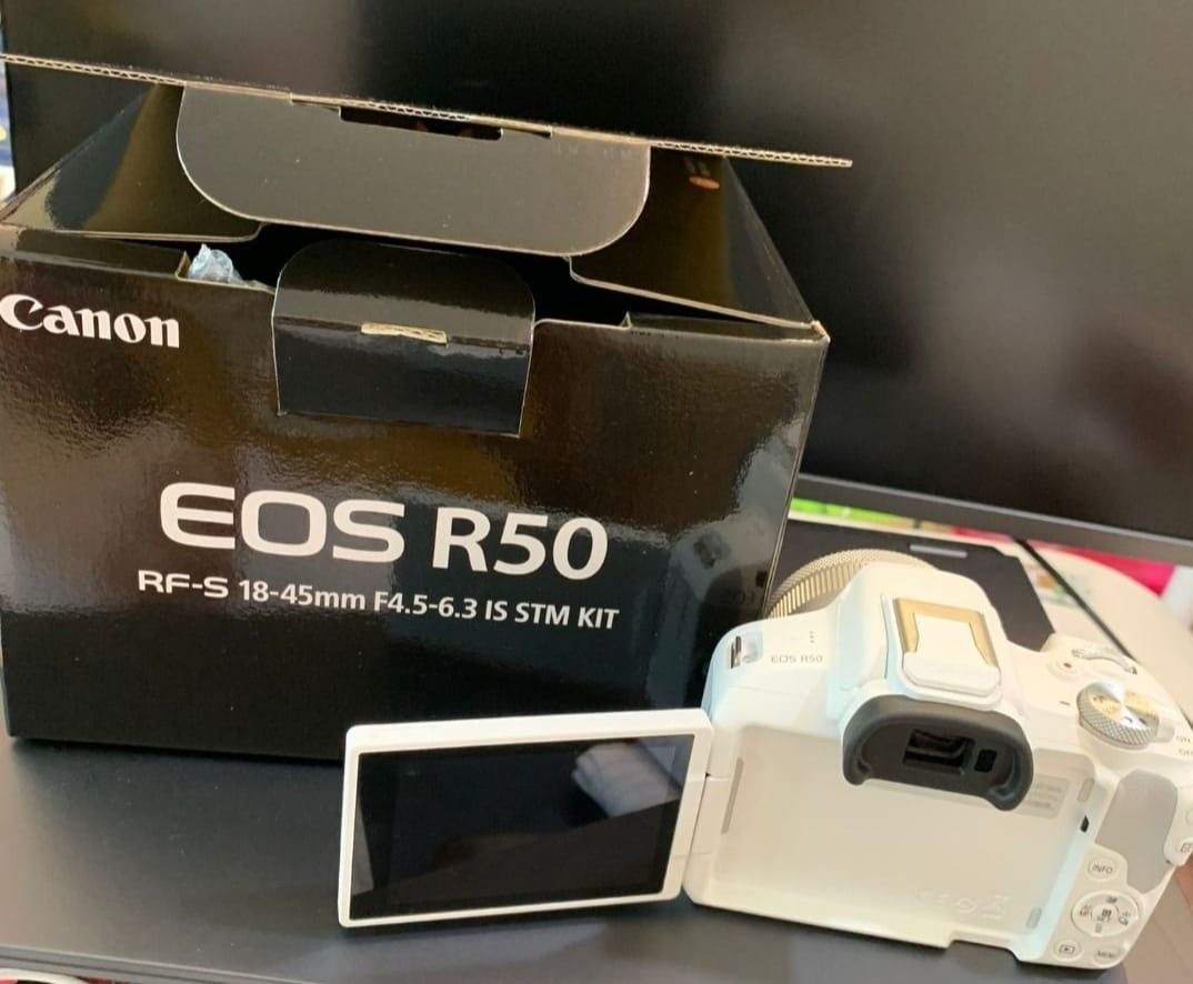 Canon R50 (white) with 18-45mm kit, Photography, Cameras on Carousell