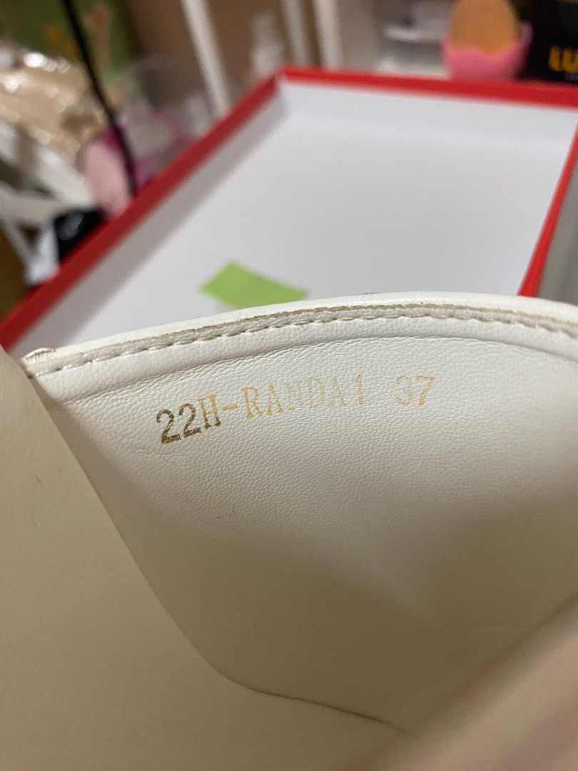 CLN High Heels, Women's Fashion, Footwear, Sandals on Carousell
