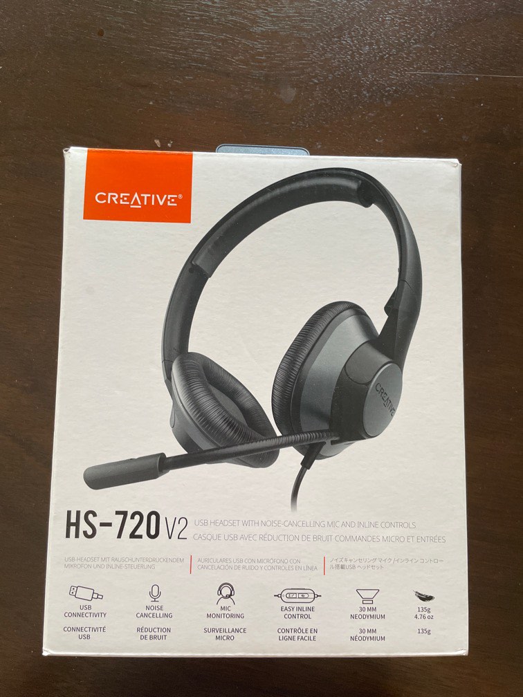 Creative headset HS-720 v2, Audio, Headphones & Headsets on Carousell