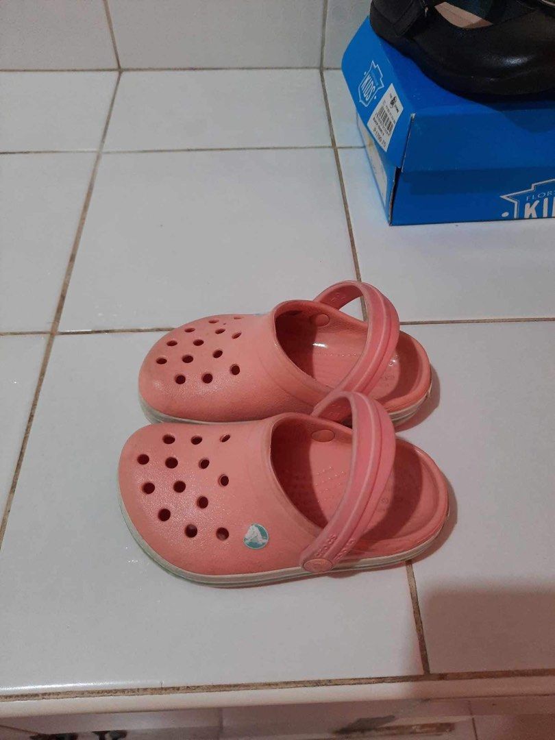 Crocs Orig, Babies & Kids, Babies & Kids Fashion on Carousell