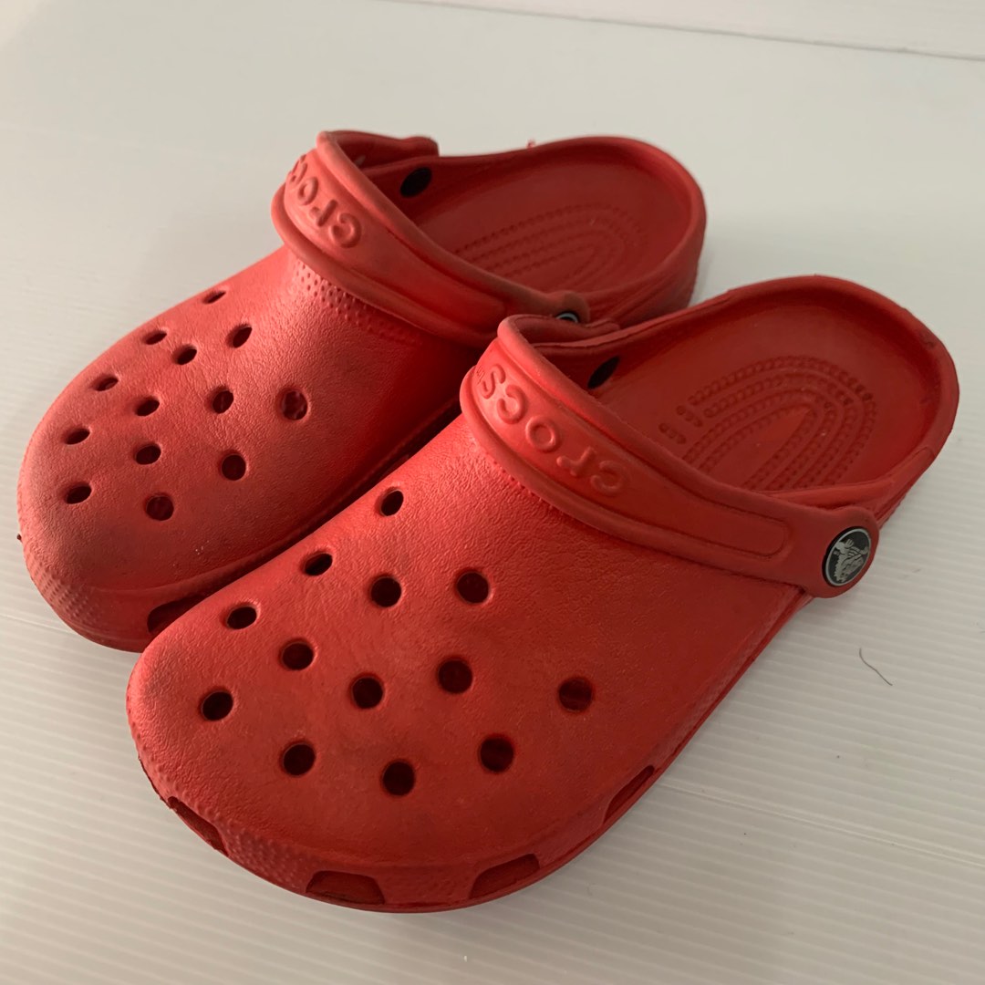 Crocs Red Shoes, Men's Fashion, Footwear, Flipflops and Slides on Carousell