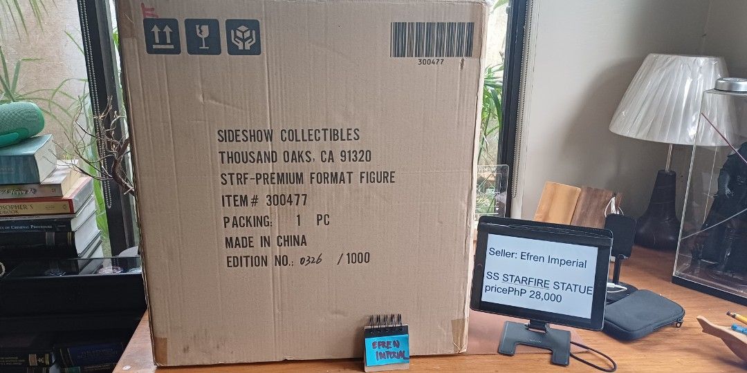 DC Starfire Sideshow Premium Format One Fourth Scale Statue, Hobbies ...