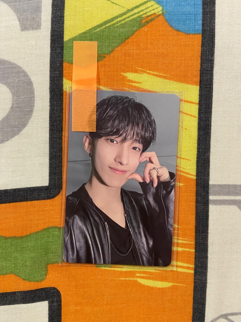 DK heart cheek bets, Hobbies & Toys, Memorabilia & Collectibles, K-Wave ...