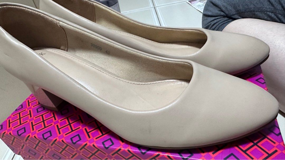 DMK formal shoe, Women's Fashion, Footwear, Heels on Carousell