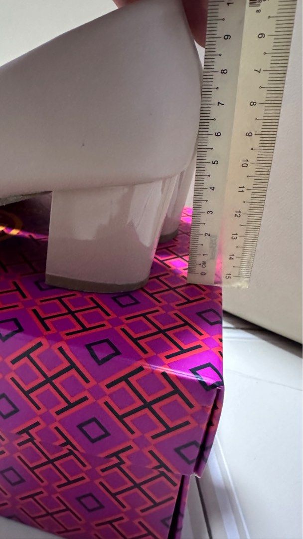 DMK formal shoe, Women's Fashion, Footwear, Heels on Carousell