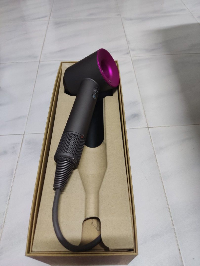 Dyson hair dryer HD08, Beauty & Personal Care, Hair on Carousell
