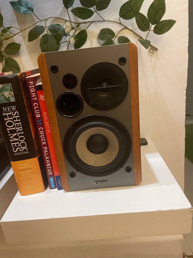Edifier Bookshelf speakers R1280DB bluetooth, Audio, Soundbars ...