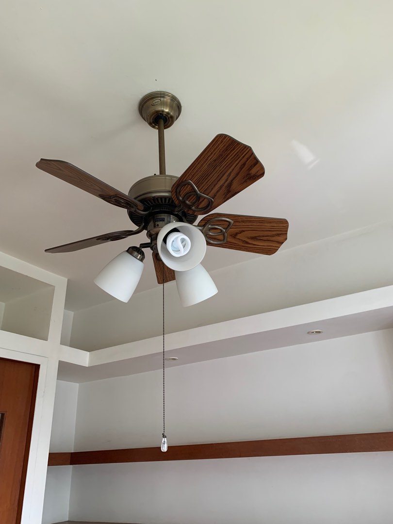 Elmark Fan - 3 lights, Furniture & Home Living, Lighting & Fans, Fans ...