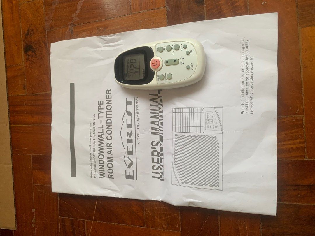 Everest 1.5 window type aircon, TV & Home Appliances, Air Conditioning ...