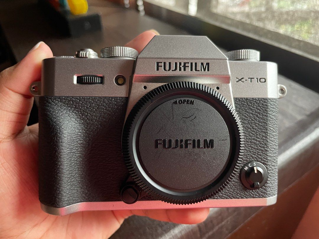 Fujifilm XT-10 with Fuji 15-45mm (Silver), Photography, Cameras on ...