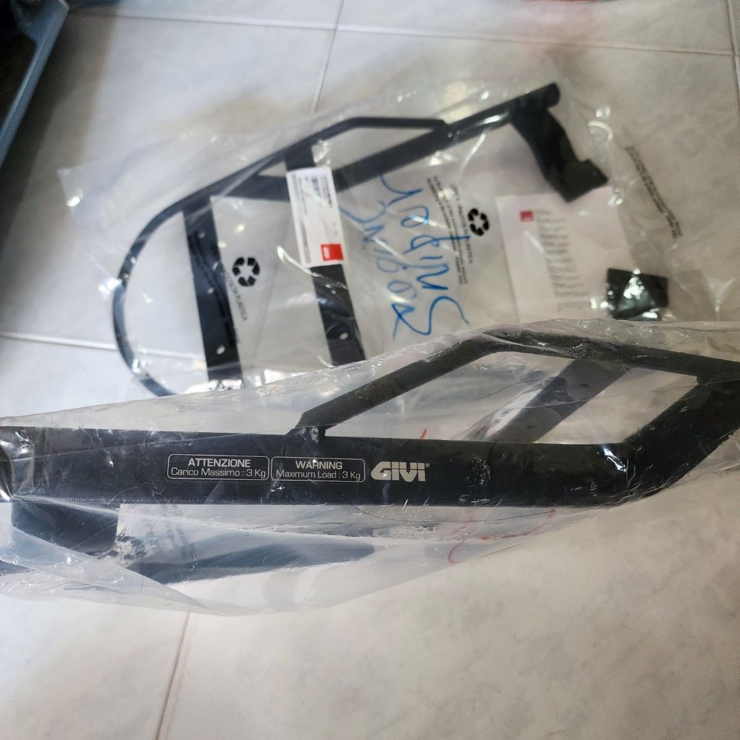 Givi Monorack for Sniper v1 / v2 Givi Rack, Motorcycles, Motorcycle ...