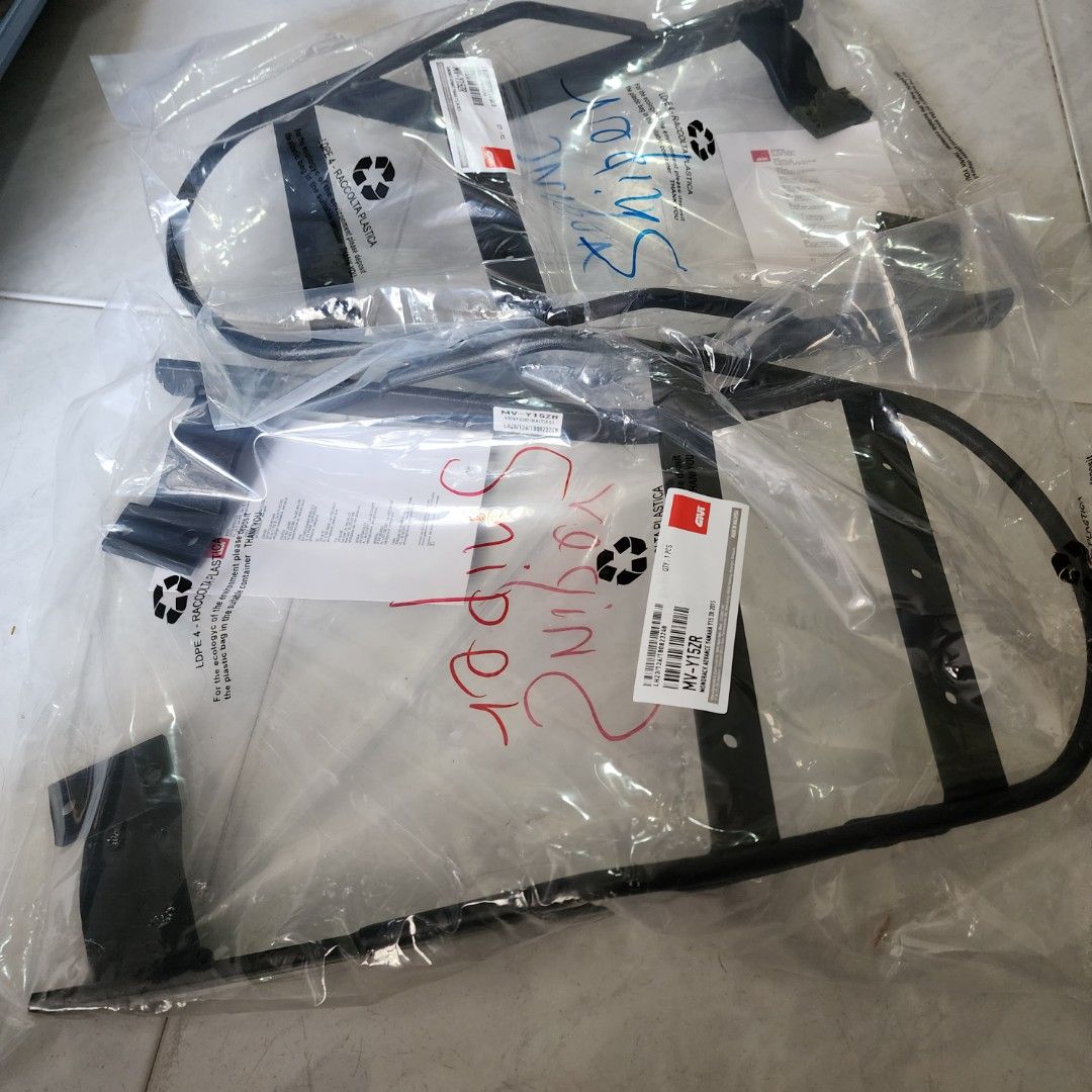 Givi Monorack for Sniper v1 / v2 Givi Rack, Motorcycles, Motorcycle ...