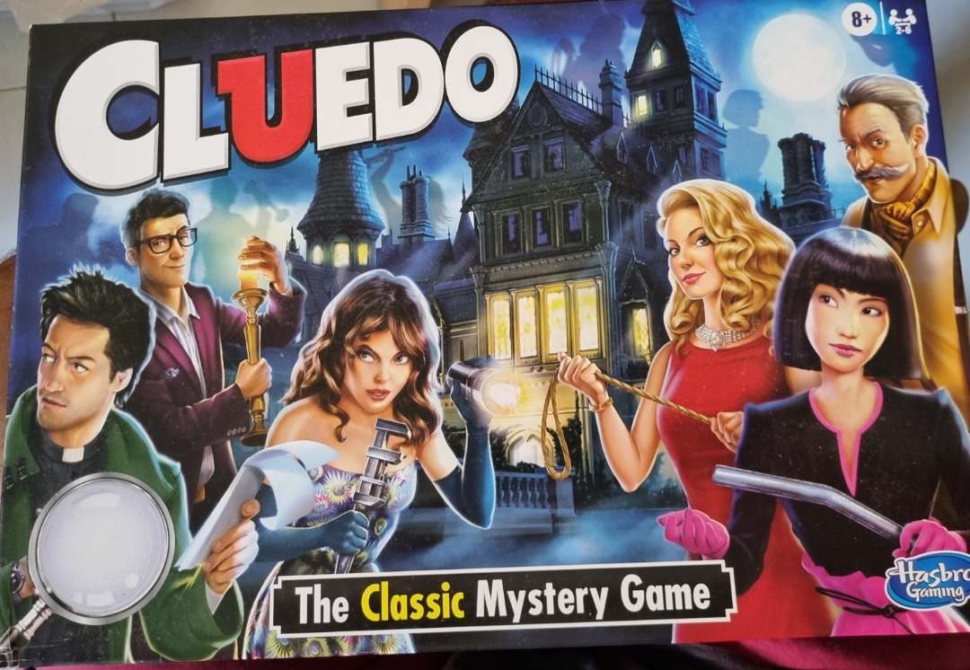 Hasbro Gaming Cluedo The Classic Mystery Board Game, Hobbies & Toys ...
