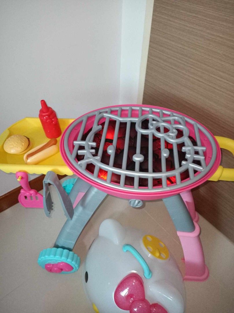 2 in 1 price! Hello Kitty Toy, toaster and grill., Hobbies & Toys, Toys ...
