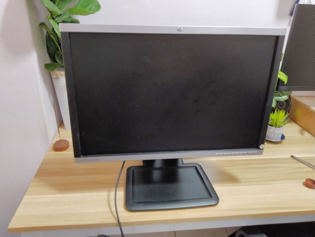 HP Compaq LA2205wg 22-inch Widescreen LCD Monitor, Computers & Tech ...