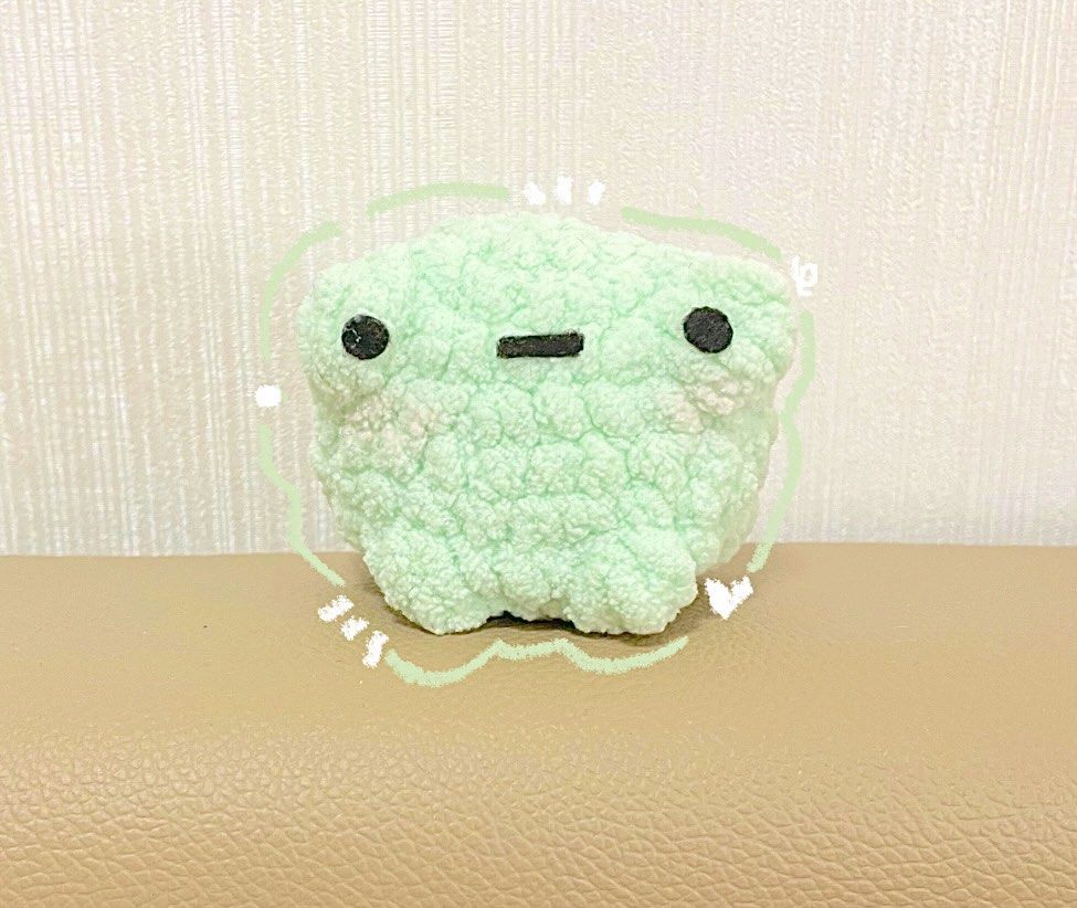 crochet squishy frog! 🐸, Hobbies & Toys, Stationery & Craft, Handmade ...