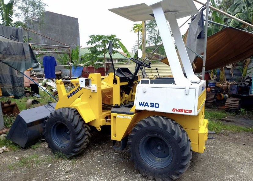 Komatsu mini wheel Loader payloader, Special Vehicles, Heavy Vehicles ...